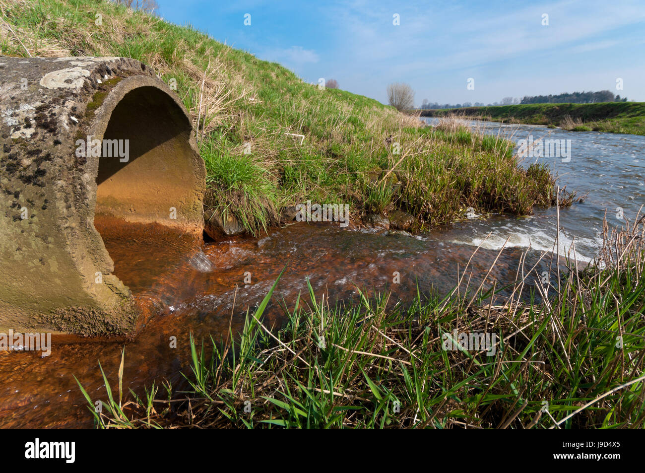 Cascading drain hi-res stock photography and images - Alamy