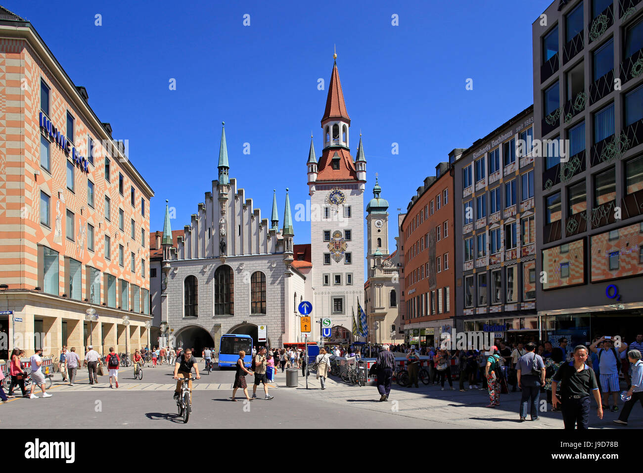 Marienplatz Square with Old City Hall in Munich, Upper Bavaria, Bavaria ...