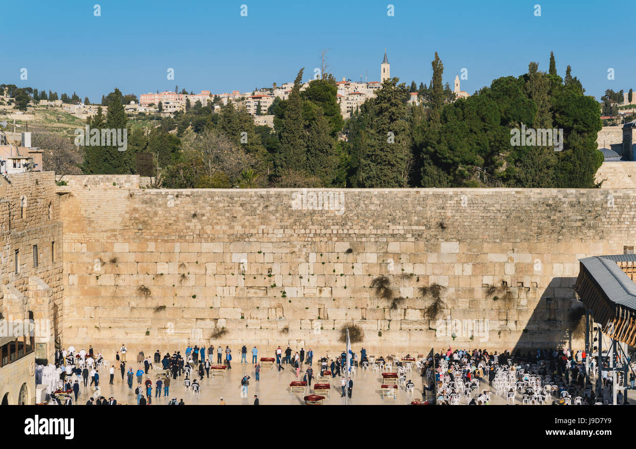 Women in old jerusalem hi-res stock photography and images - Alamy