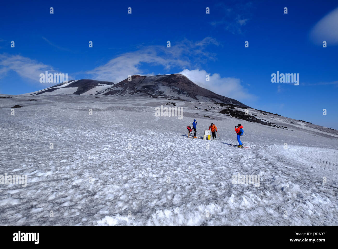 Summit craters, Mount Etna, UNESCO World Heritage Site, Catania, Sicily ...