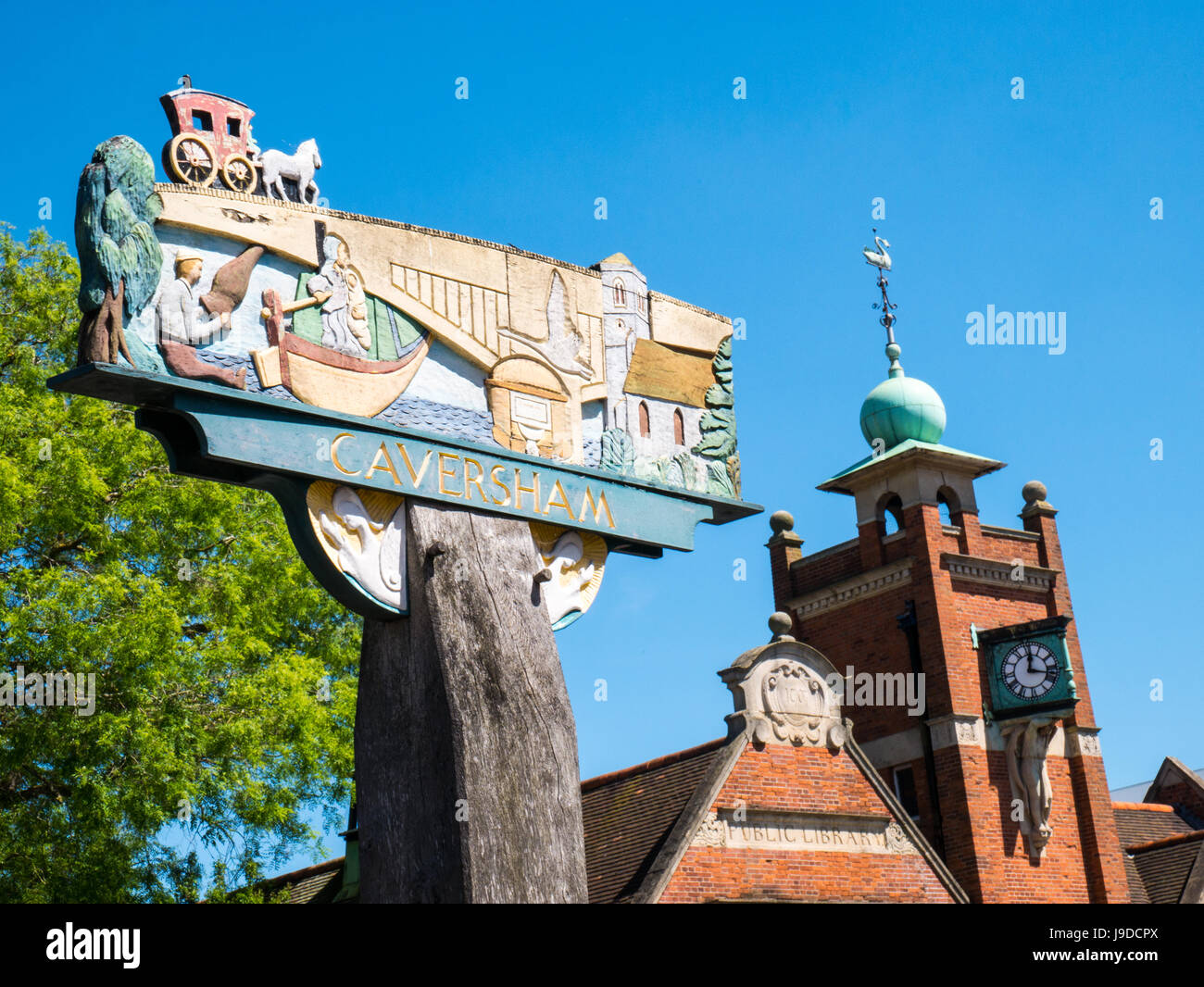 Caversham Sign, Caversham, Reading, Berkshire, England Stock Photo - Alamy