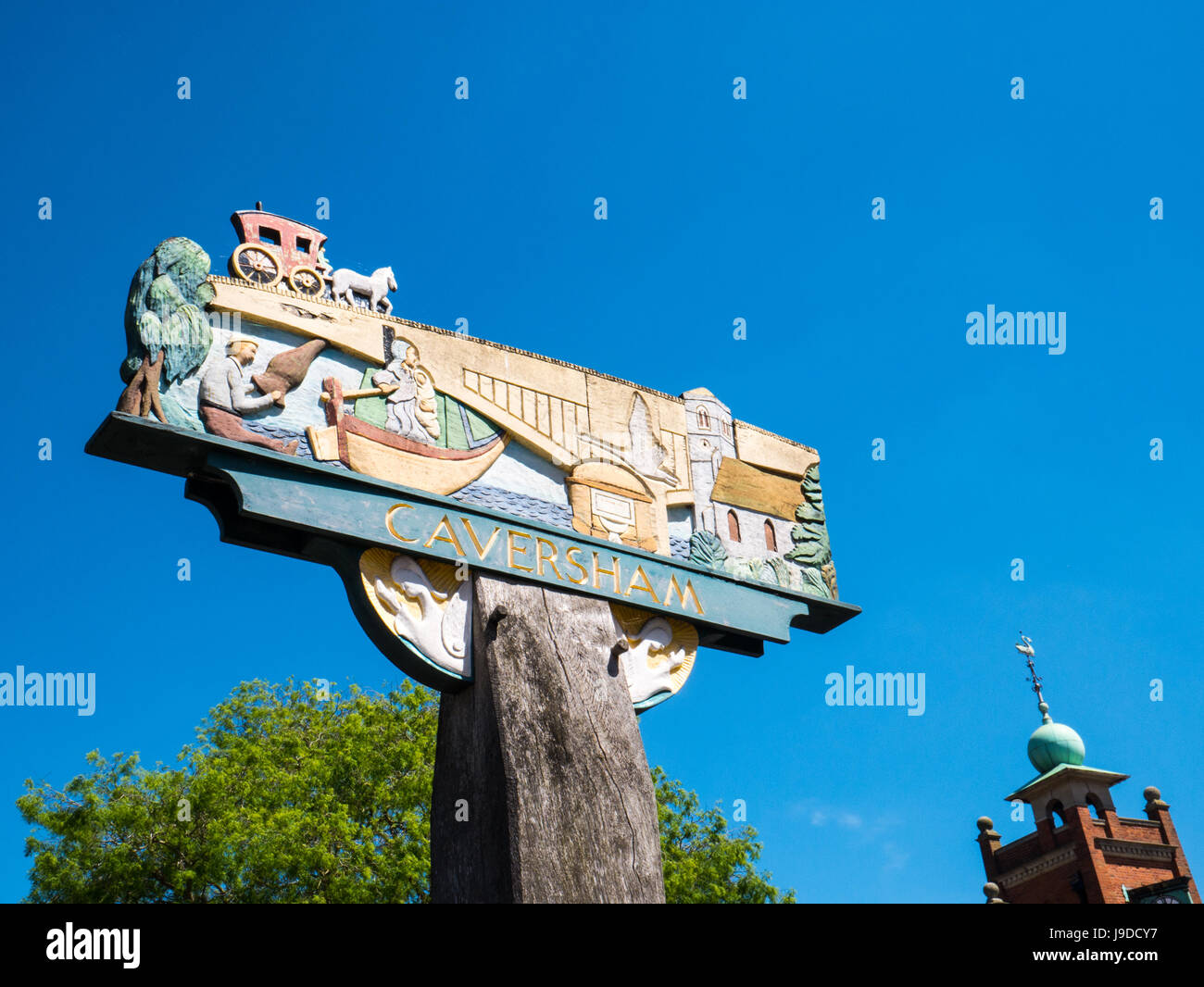 Caversham Sign, Caversham, Reading, Berkshire, England Stock Photo - Alamy