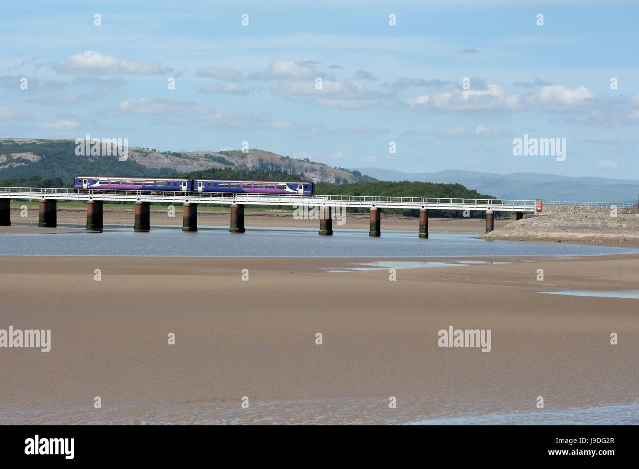 Class 156 super sprinter dmu operated by Northern at Arnside on the ...