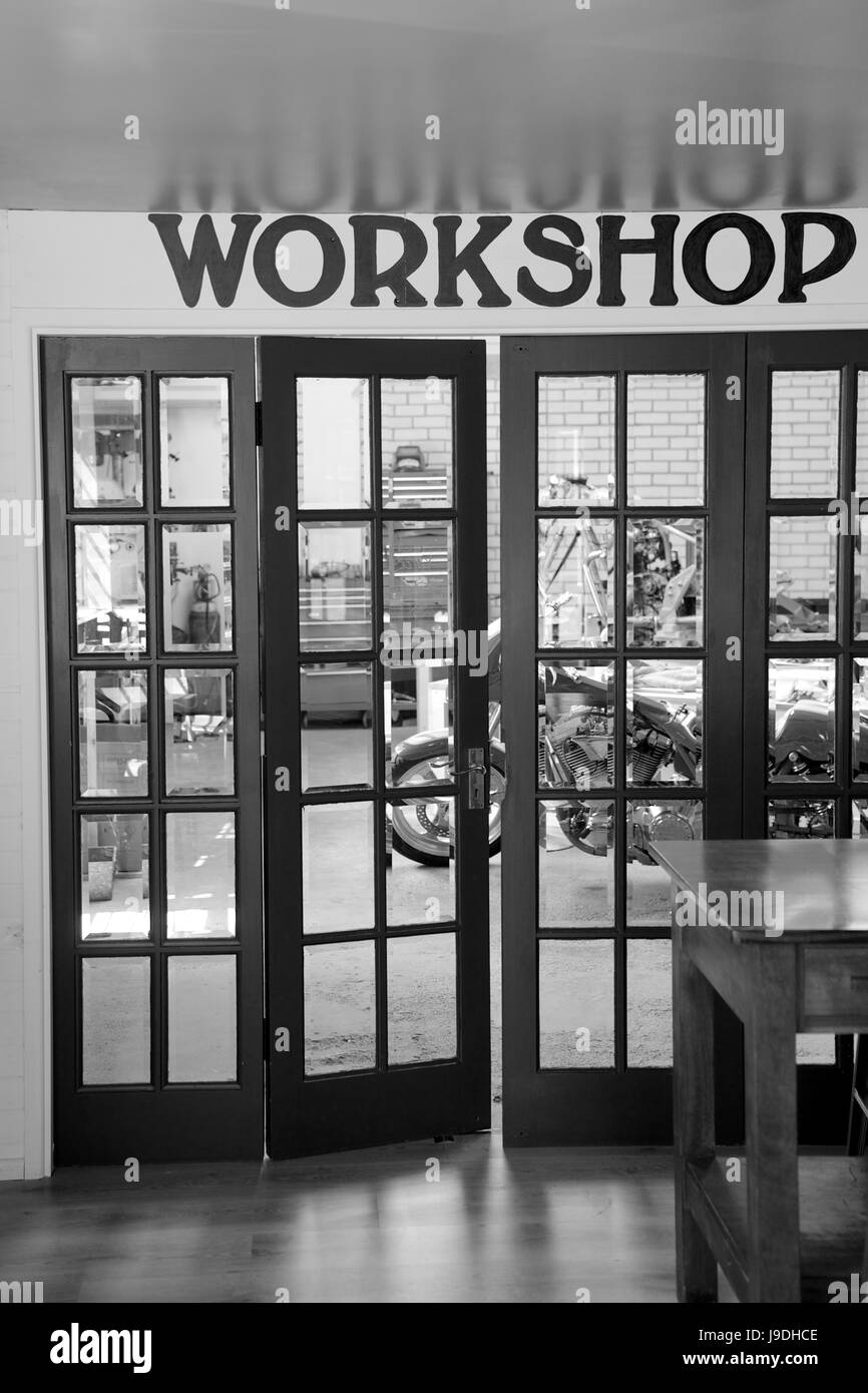 Motorcycle build hi-res stock photography and images - Alamy