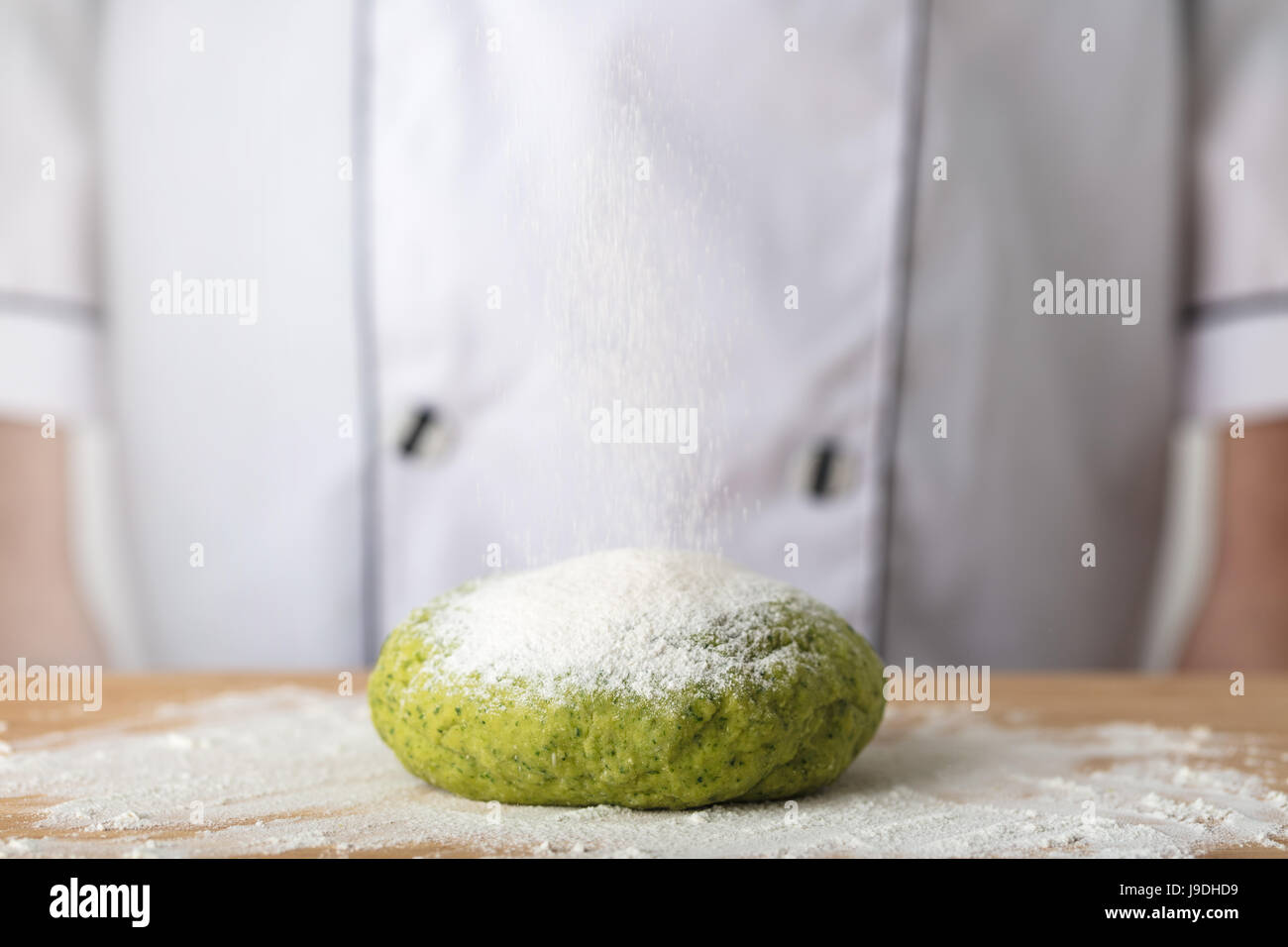 Green spinach dough lying hi-res stock photography and images - Alamy
