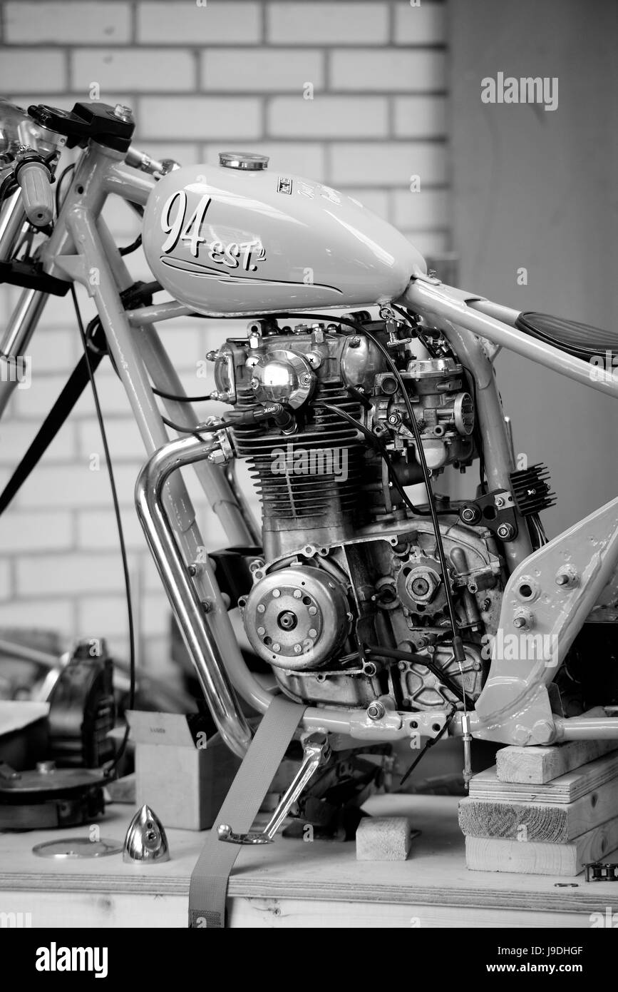 Motorcycle build hi-res stock photography and images - Alamy