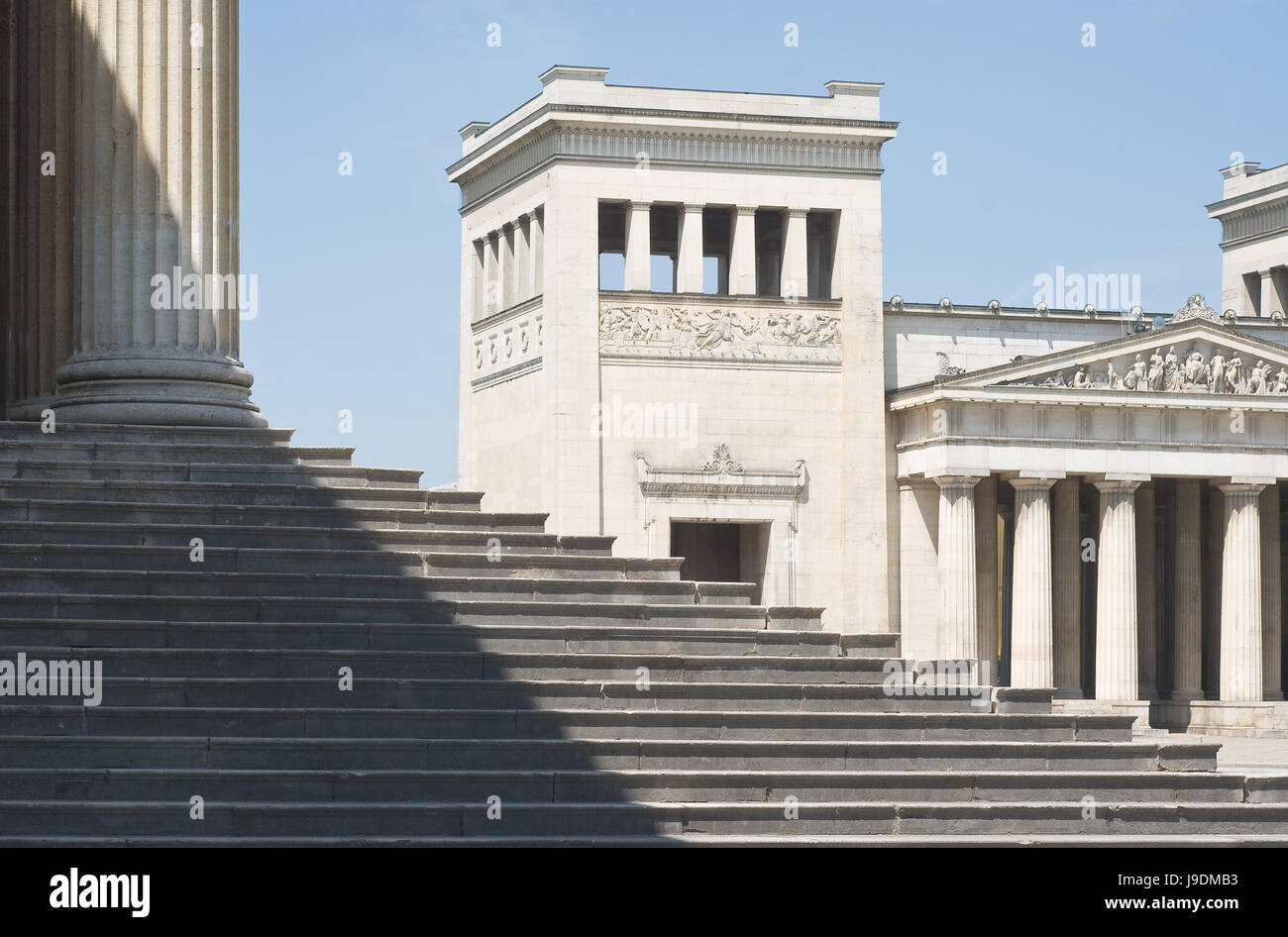 Neoclassical architecture columns stairs hi-res stock photography and ...