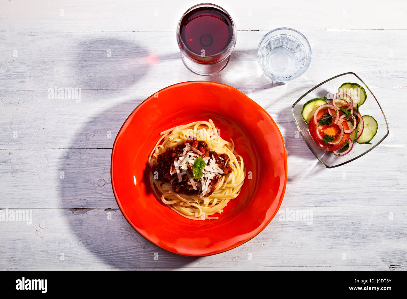 food, aliment, dough, noodle, spaghetti, sauce, glass, chalice, tumbler ...