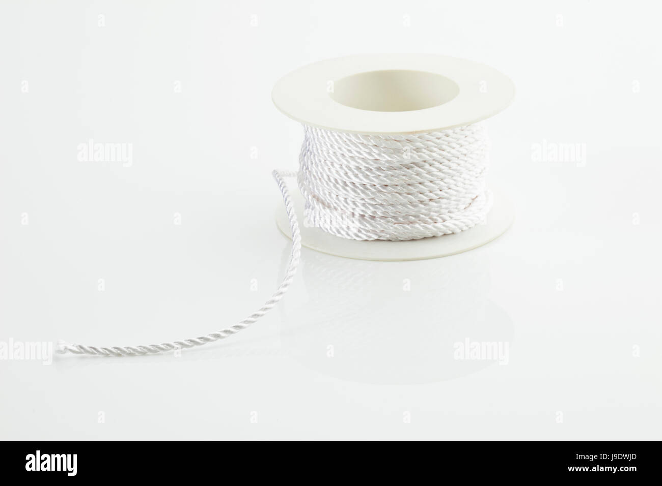 thread, roll, threads, cord, unrolled, pale, bright, pure white, snow ...