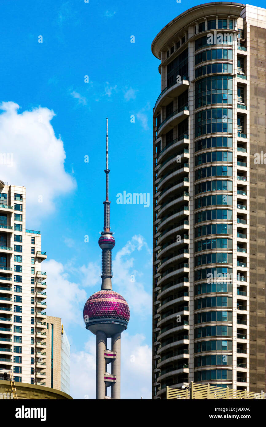 Iconic shanghai hi-res stock photography and images - Alamy