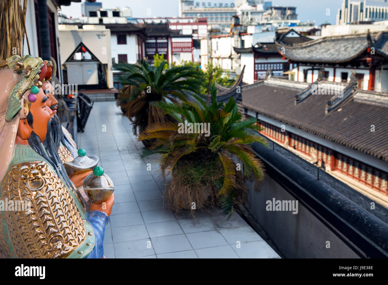 Roof balcony hi-res stock photography and images - Alamy