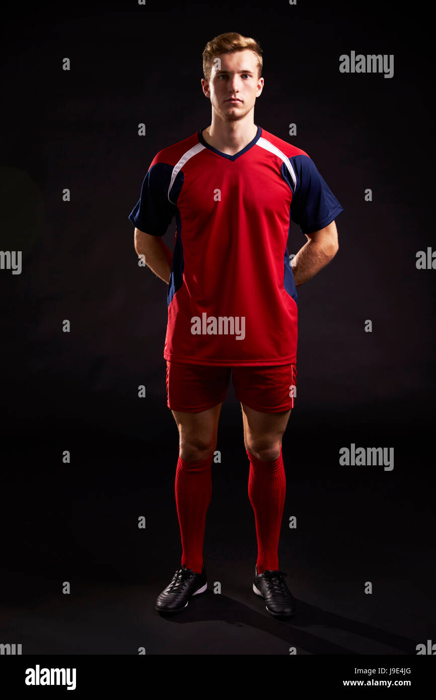 Professional soccer player hi-res stock photography and images - Alamy