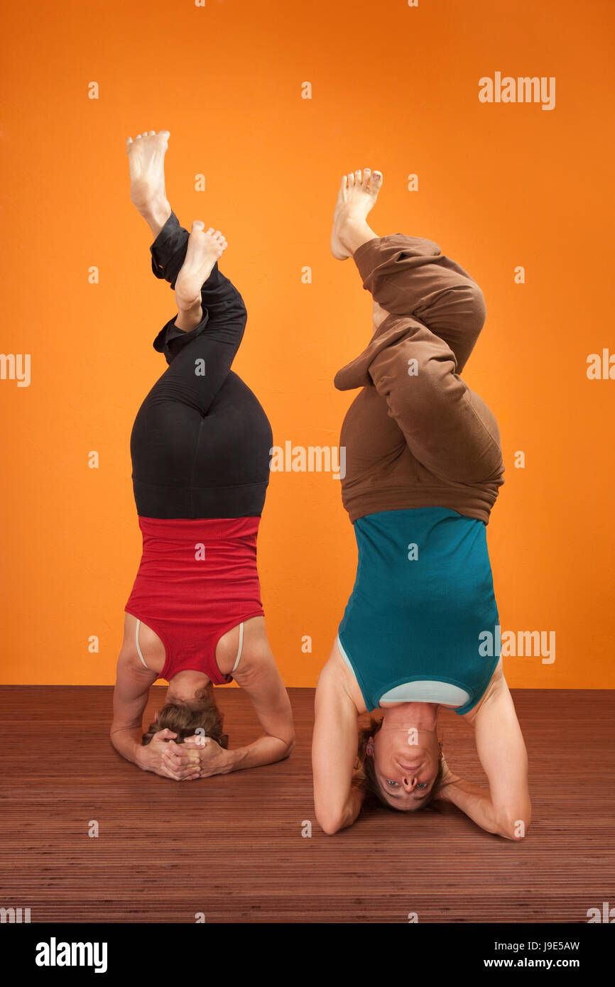 Female gymnast feet hi-res stock photography and images - Alamy