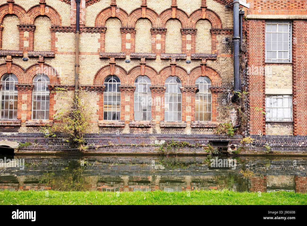 Victorian factory exterior hi-res stock photography and images - Alamy