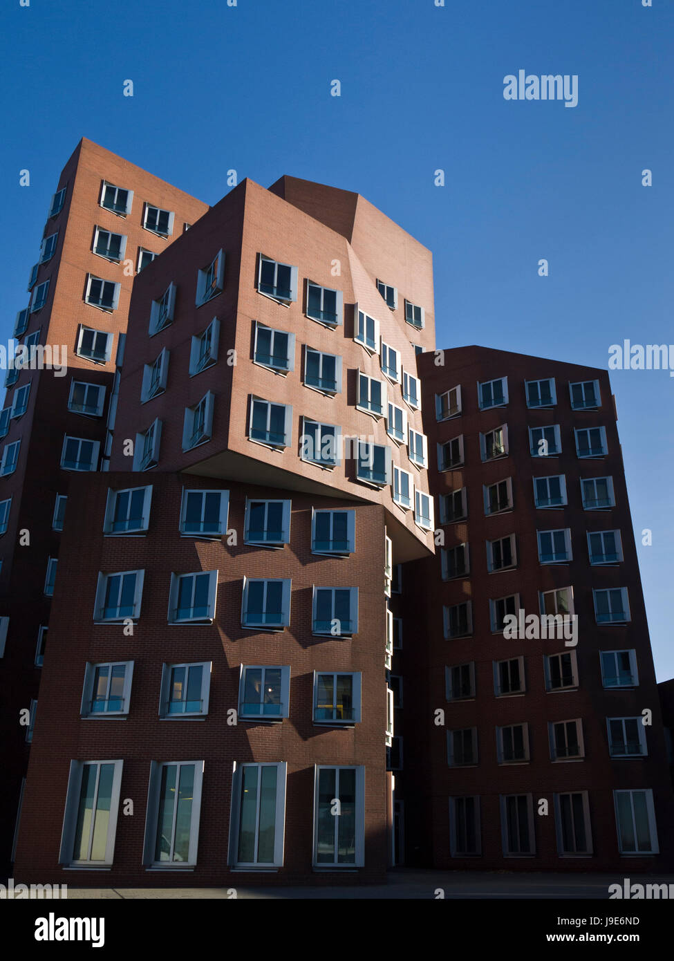 provincial capital, style of construction, architecture, architectural ...