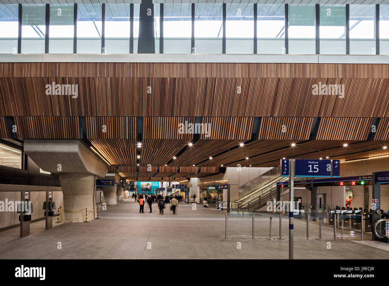LONDON BRIDGE STATION Stock Photo - Alamy