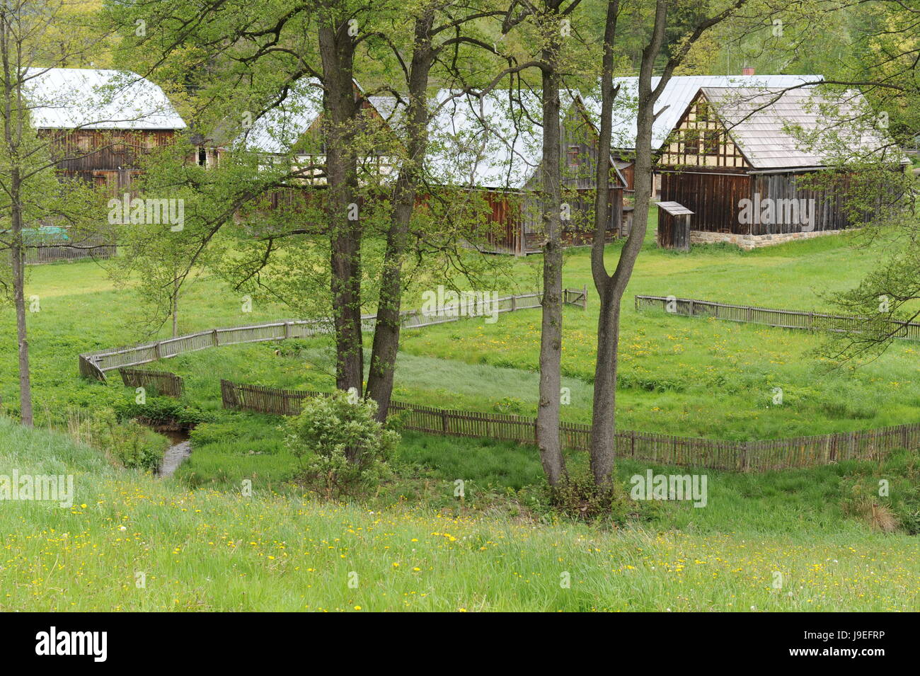 yard, farm, building of historic importance, stables, courtyard ...