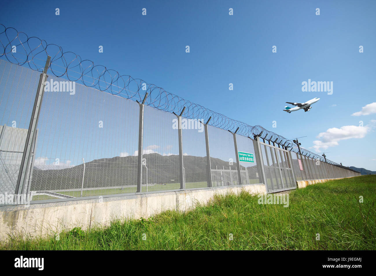 green, metal, fence, fence in, fencing, airport, firmament, sky ...
