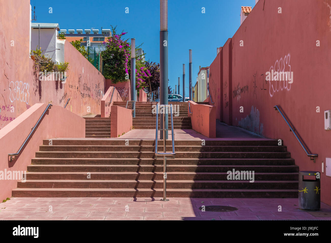 Semi realism hi-res stock photography and images - Alamy