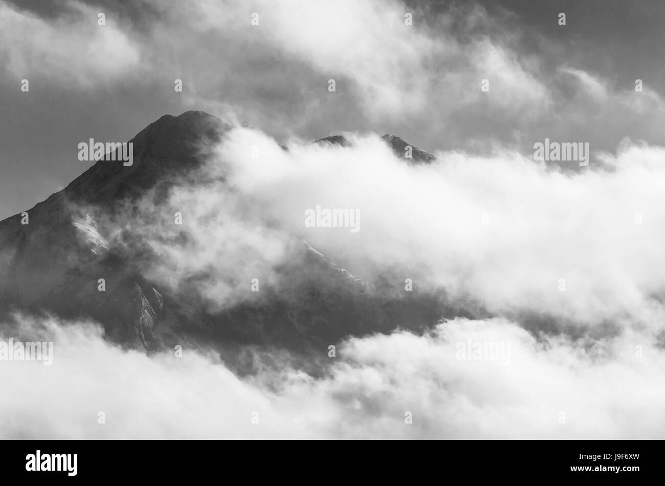 Black ridges hi-res stock photography and images - Alamy