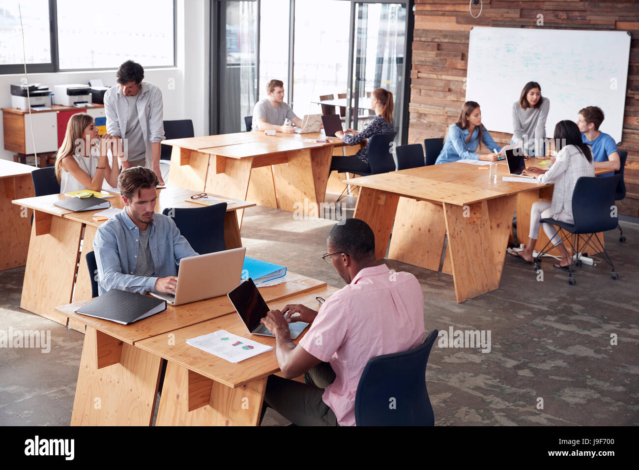Elevated office workers hi-res stock photography and images - Alamy