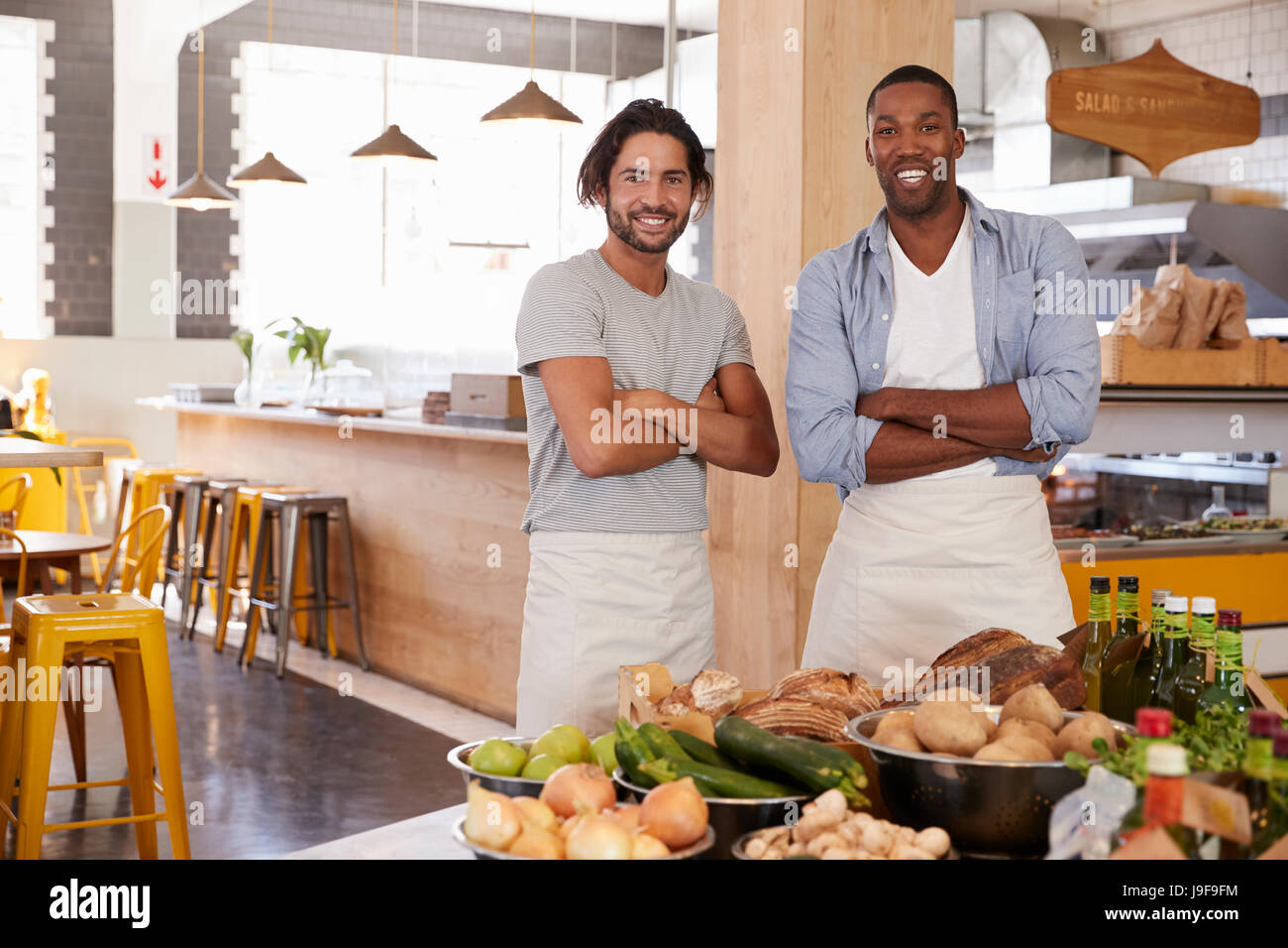 Supermarket staff happy hi-res stock photography and images - Alamy