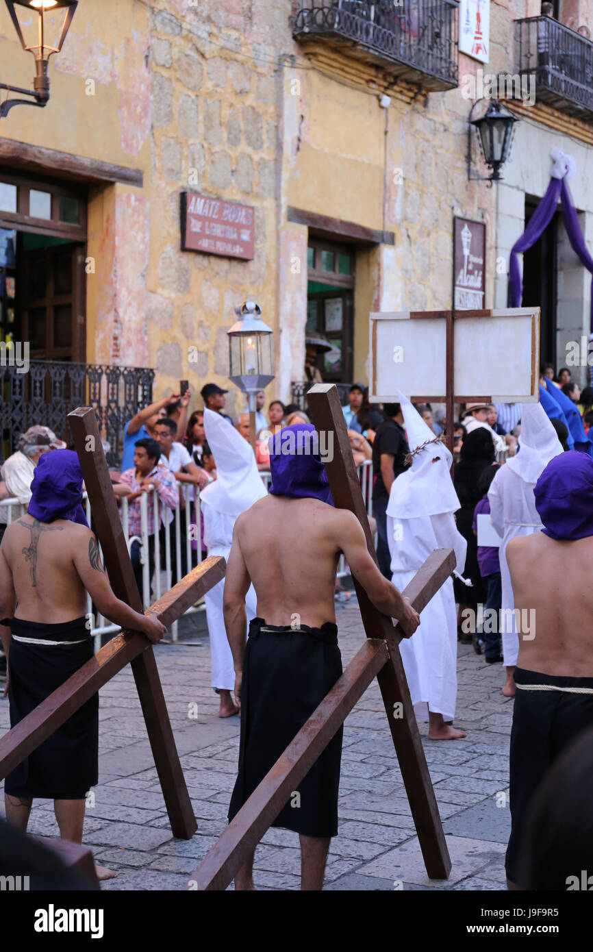Easter mexico religious parade hi-res stock photography and images - Alamy