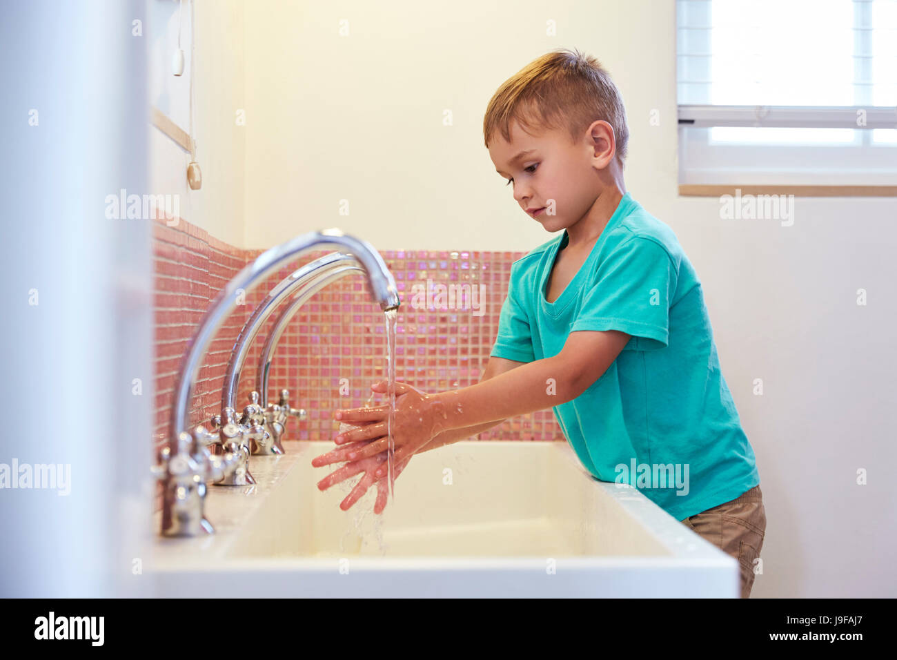 School washroom hi-res stock photography and images - Alamy