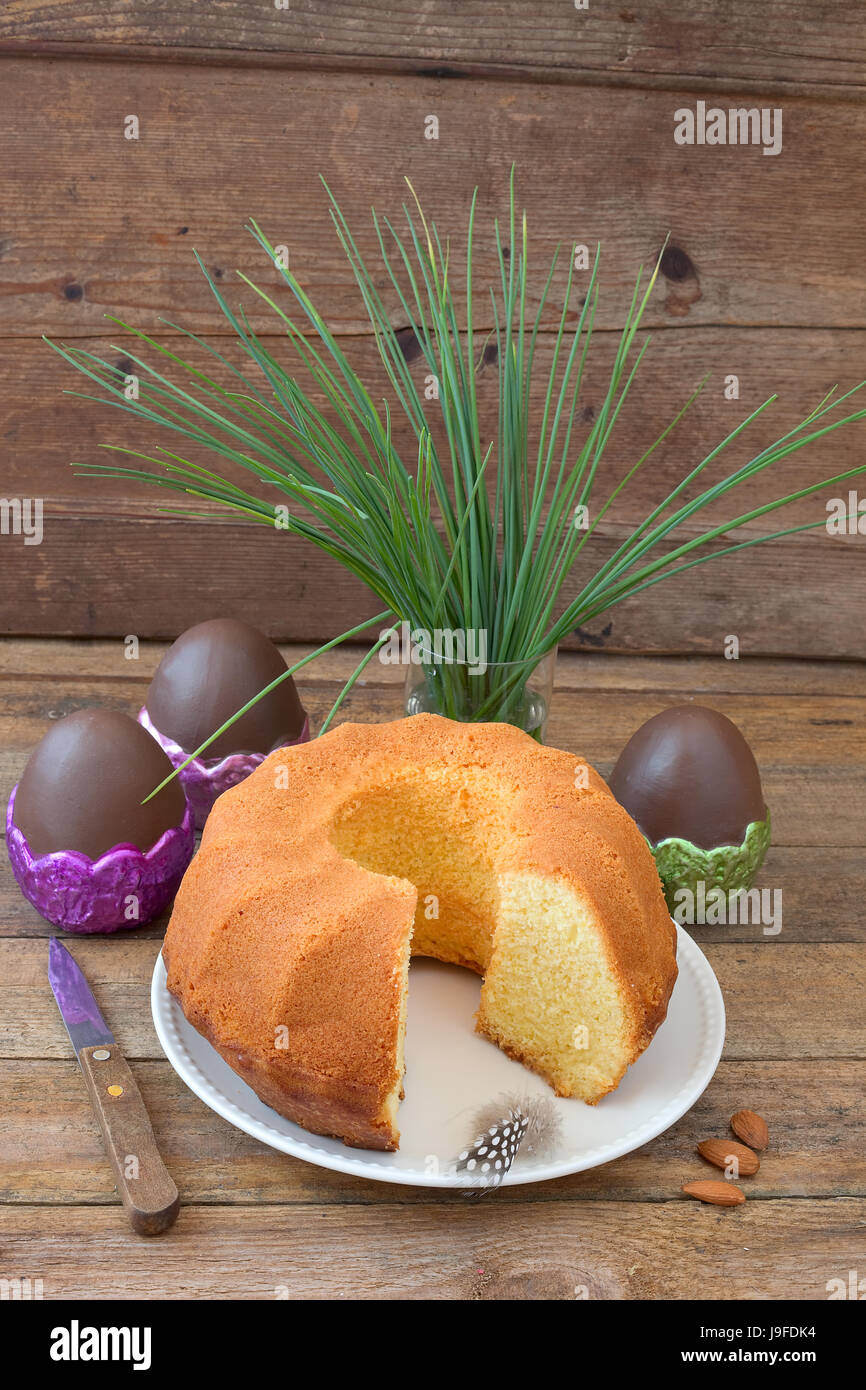 Homemade bundt cake Stock Photo - Alamy