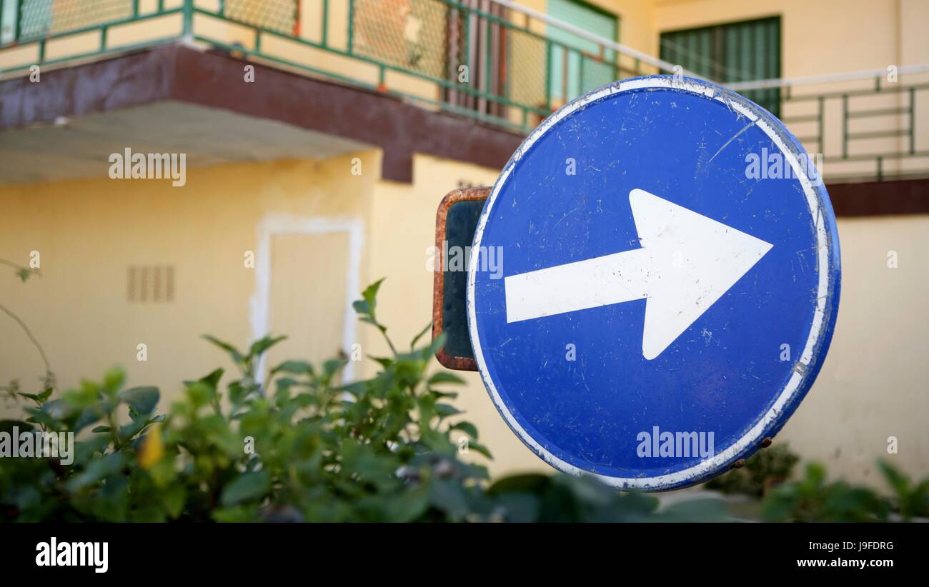 sign, signal, blue, info, house, building, colour, graphic, traffic ...