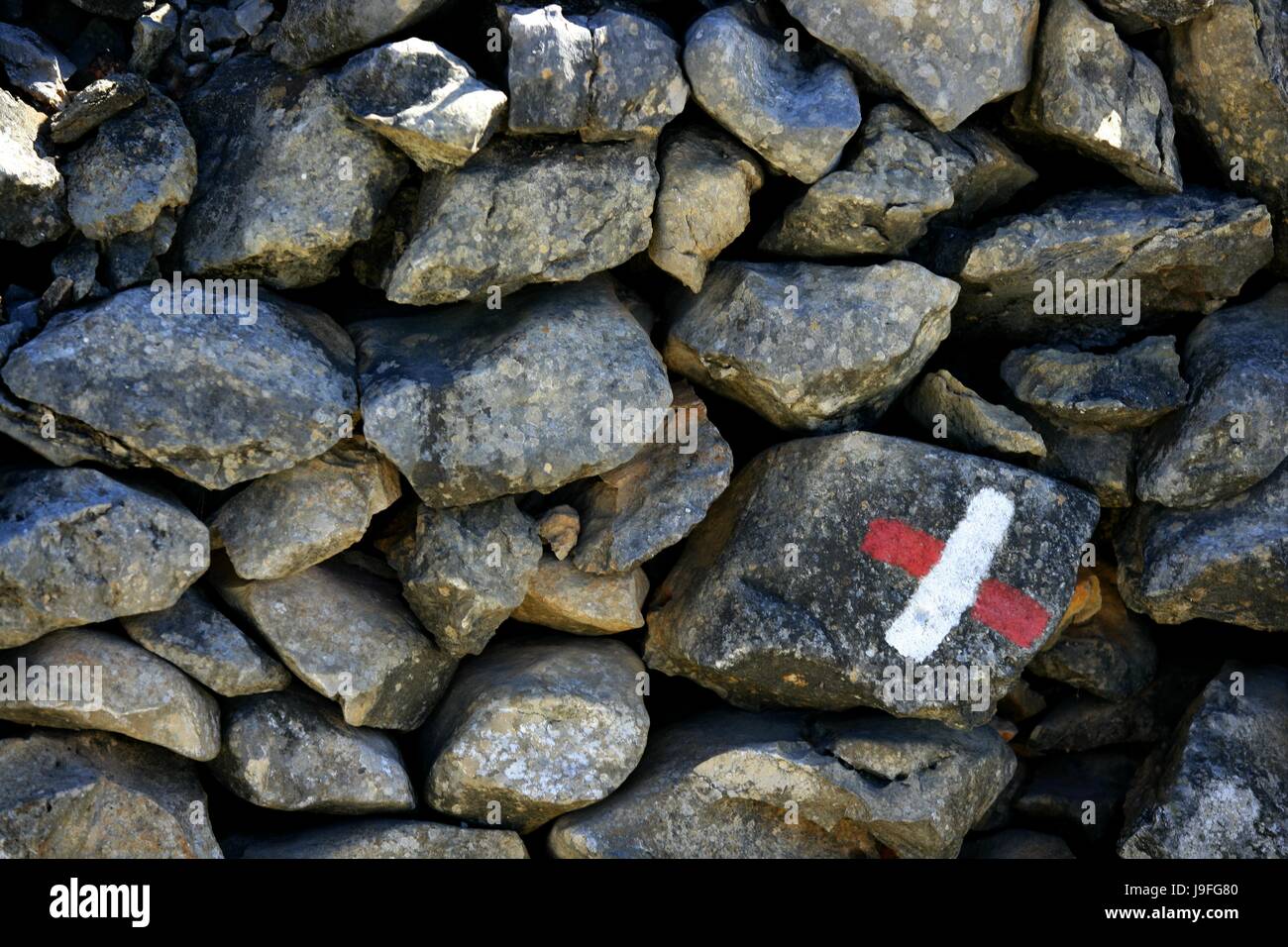 sign, signal, house, building, stone, wall, ruin, outside, masonry, day ...
