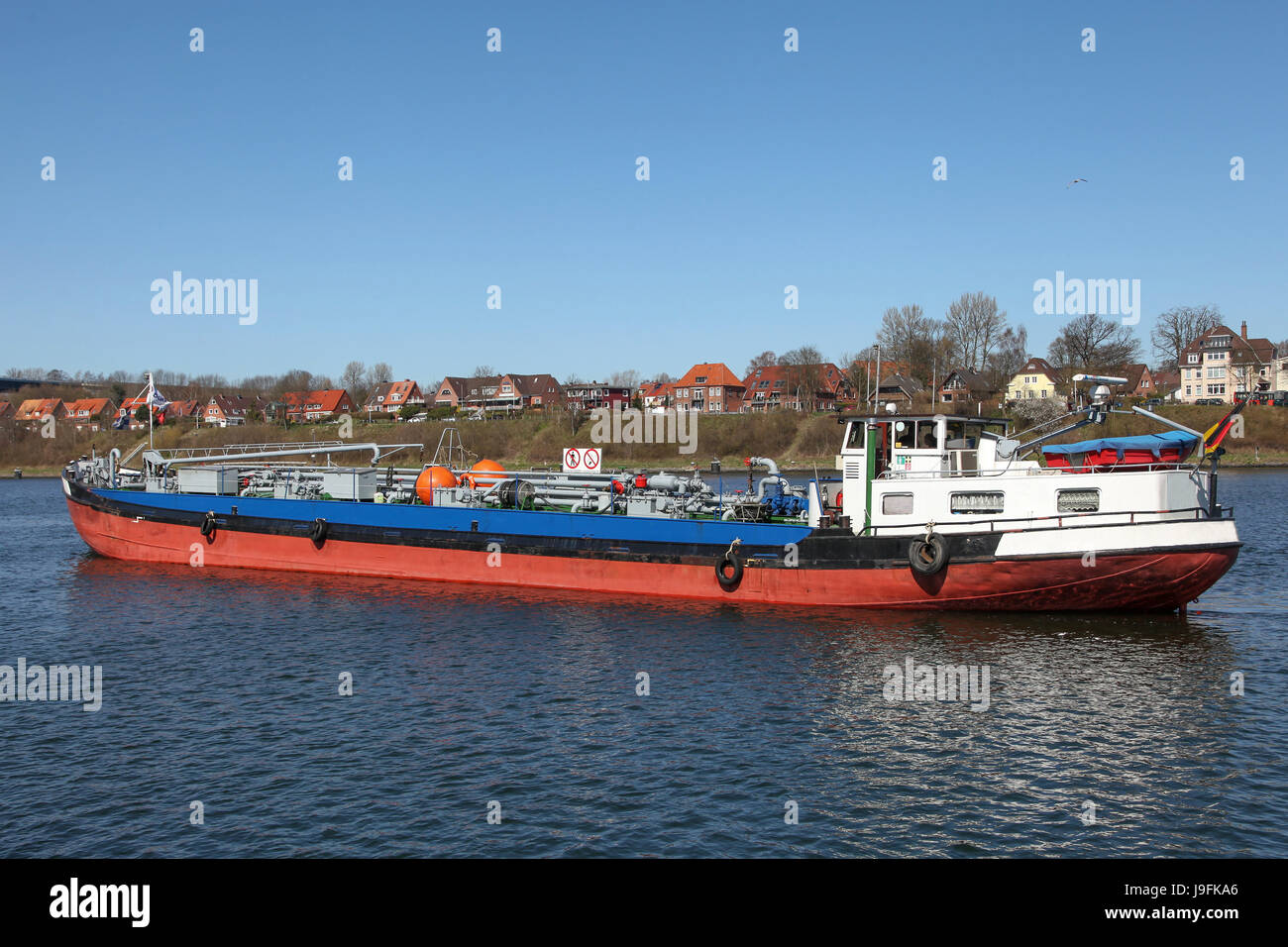 navigation, transport, logistics, import, export, tanker, sailing boat ...