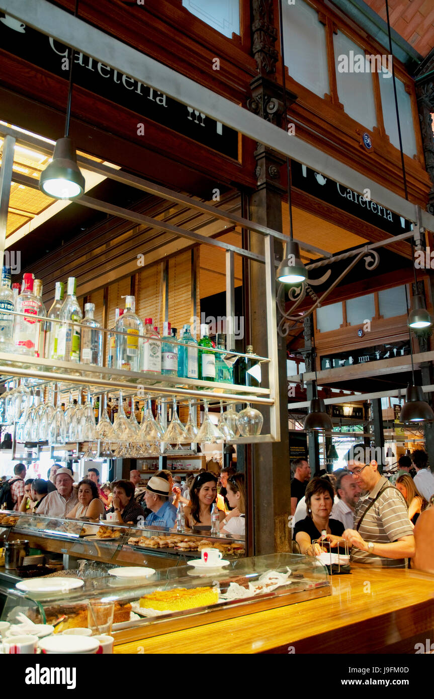 Bar at San Miguel Market. Madrid, Spain Stock Photo - Alamy