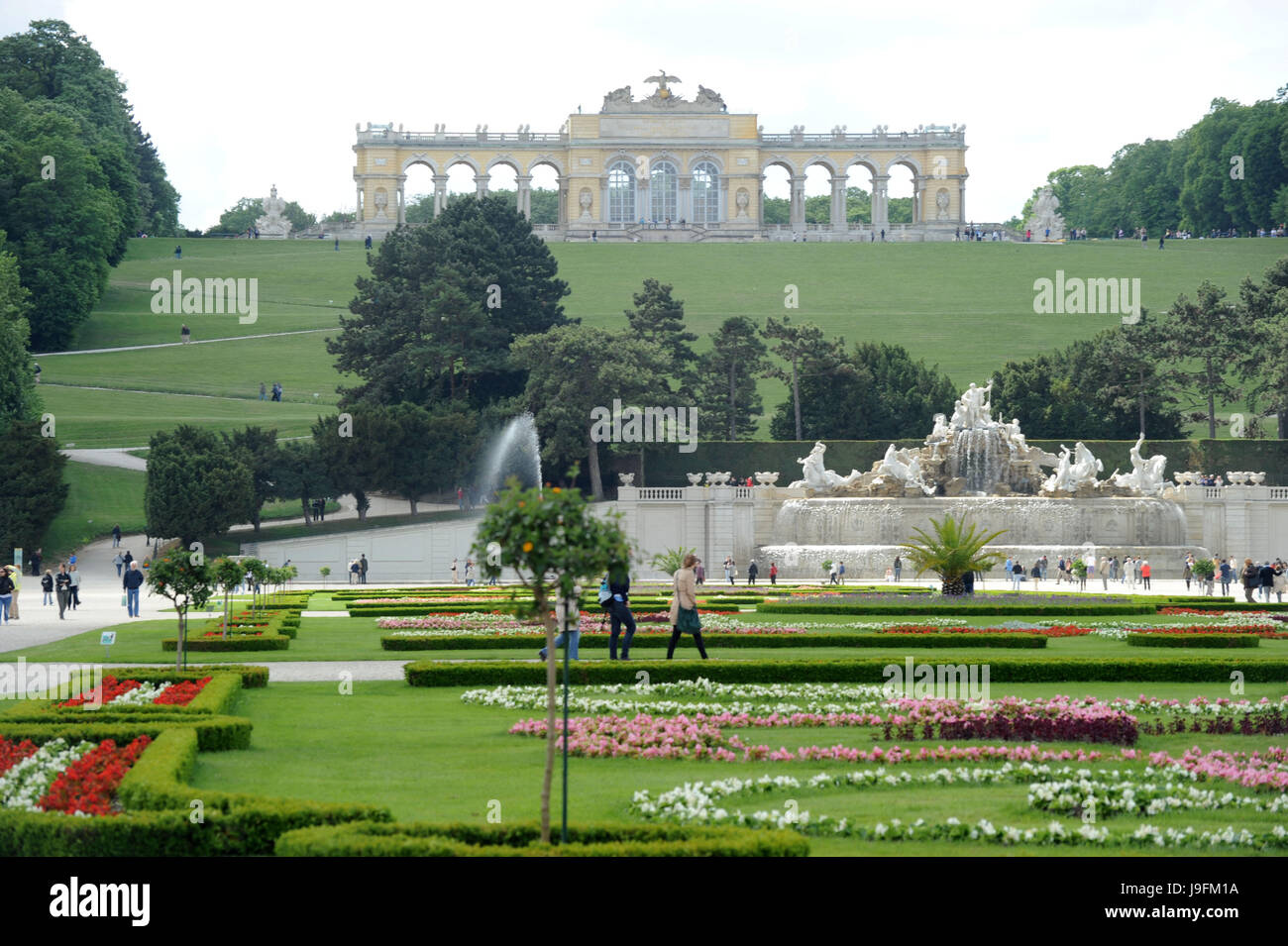 vienna, plant, fountain, style of construction, architecture ...