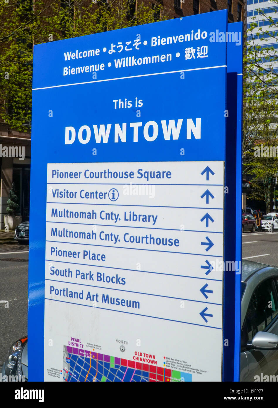 Downtown Portland direction signs - PORTLAND - OREGON - APRIL 16, 2017 ...