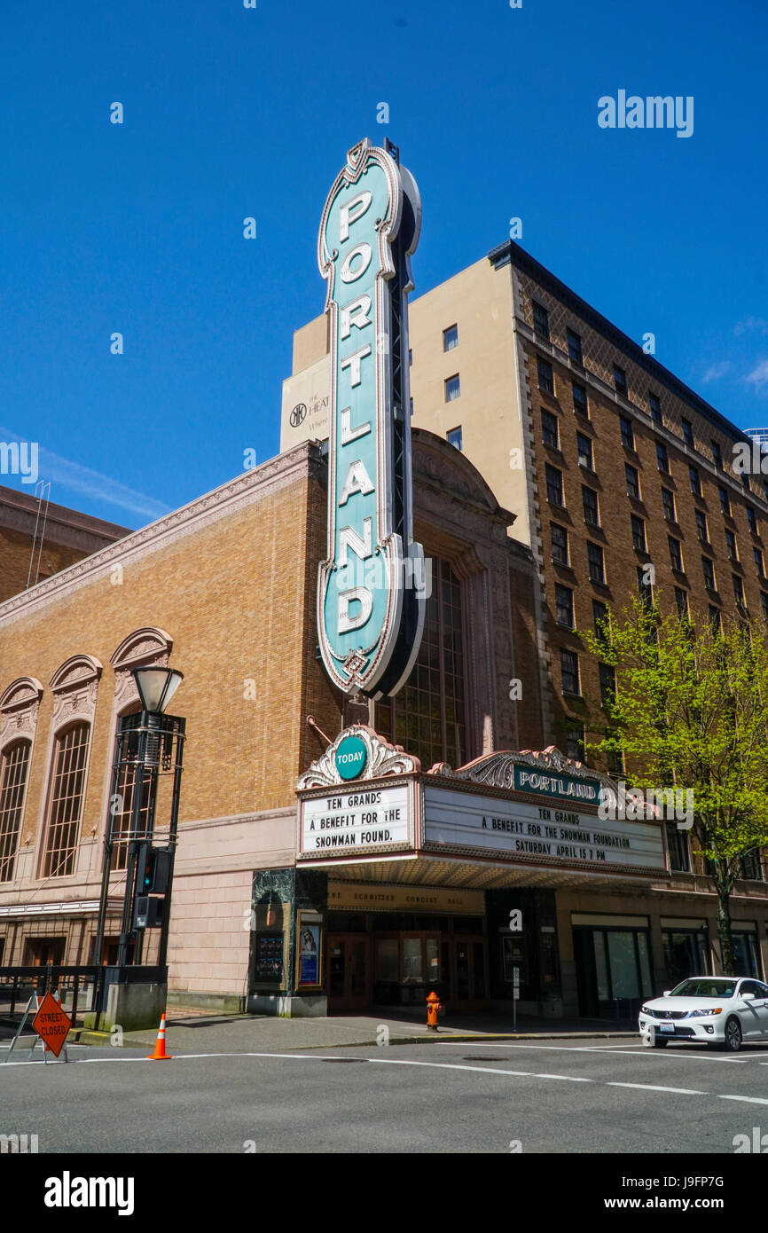Portland Theater - Arlene Schnitzer Concert Hall - PORTLAND - OREGON ...