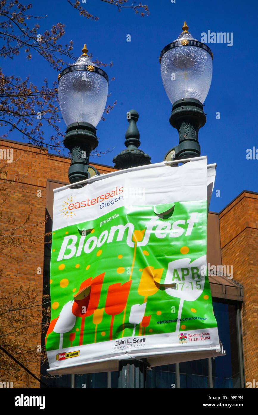 Bloomfest in Portland - PORTLAND - OREGON - APRIL 16, 2017 Stock Photo ...