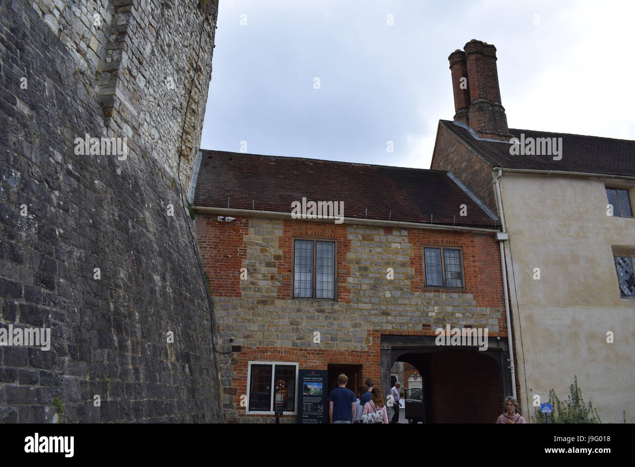 Farnham Castle Keep 0003 Stock Photo - Alamy