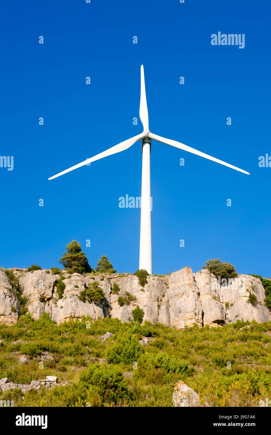 blue, tower, big, large, enormous, extreme, powerful, imposing, immense ...