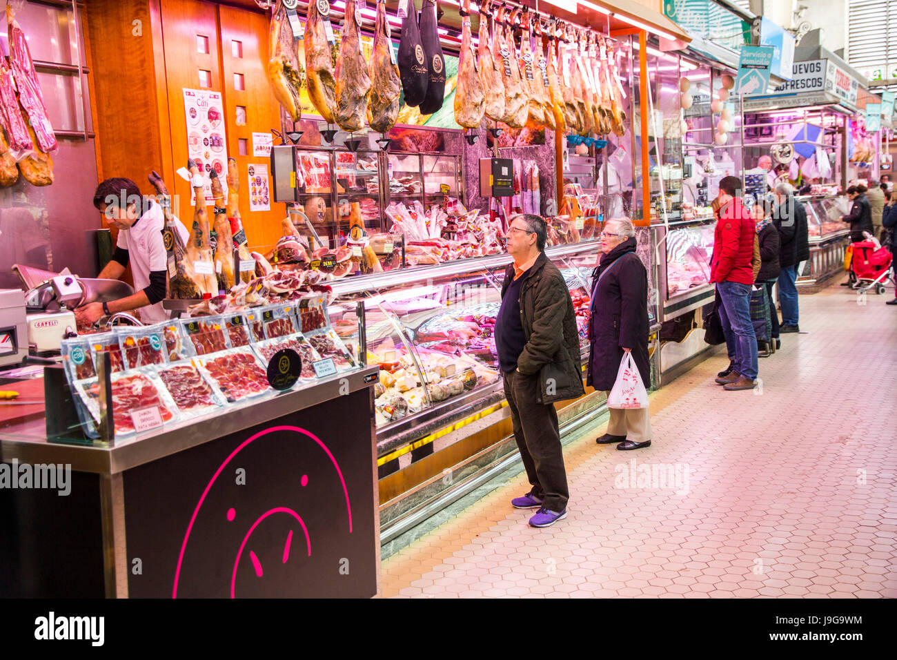 The 1914 Mercado Central, or Central Market, is a masterpiece of ...
