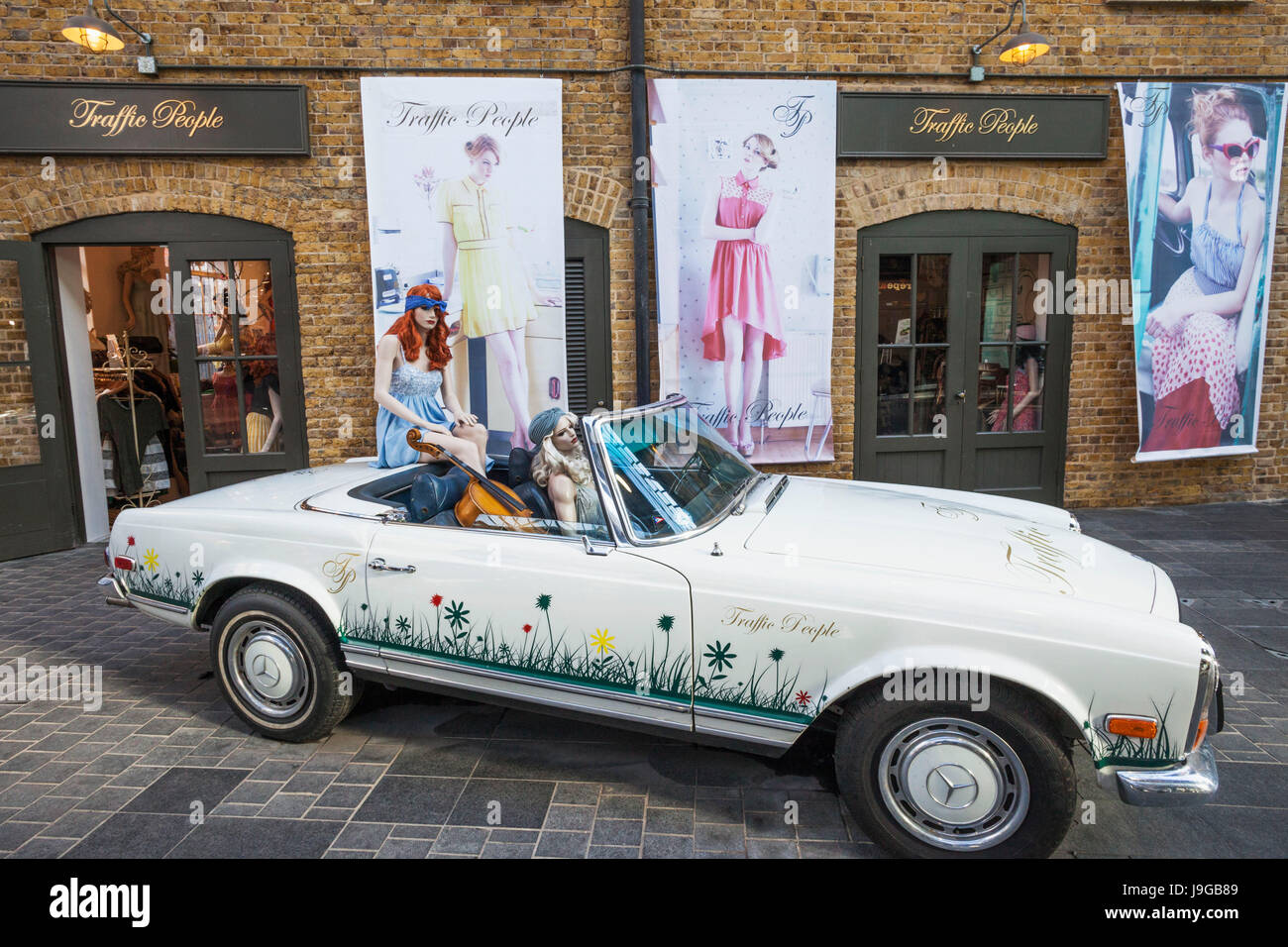 Old spitafields market hi-res stock photography and images - Alamy