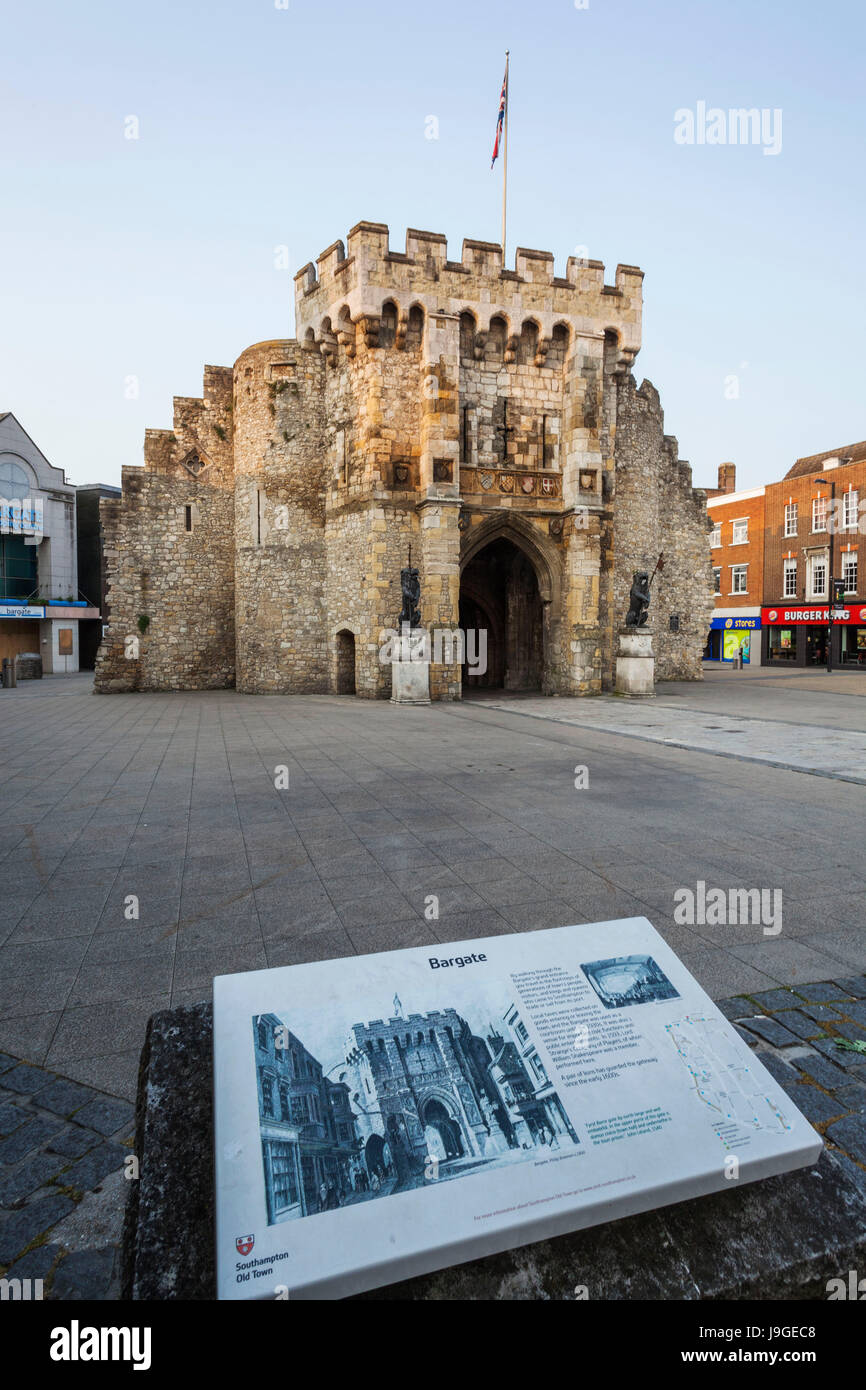 England, Hampshire, Southampton, Bargate Stock Photo - Alamy