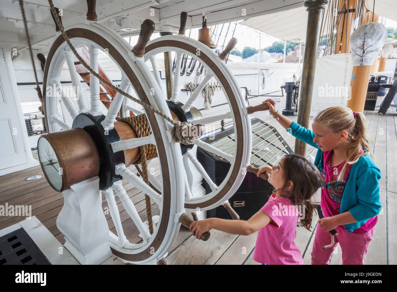 Sailing ship helm hi-res stock photography and images - Alamy
