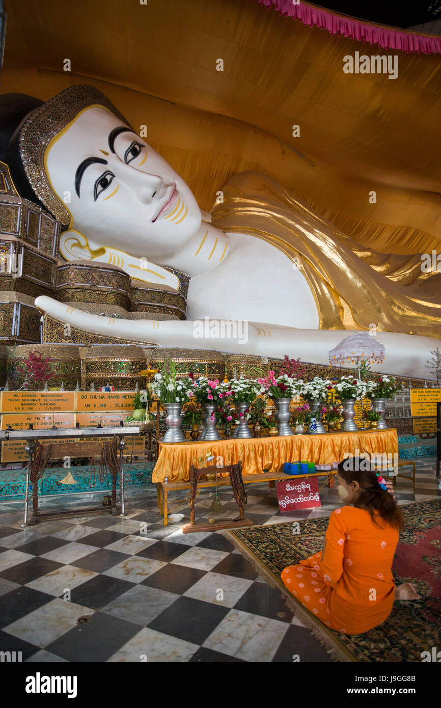 Myanmar, Pegu province, Bago City, Shwemawdaw PagodA Stock Photo - Alamy
