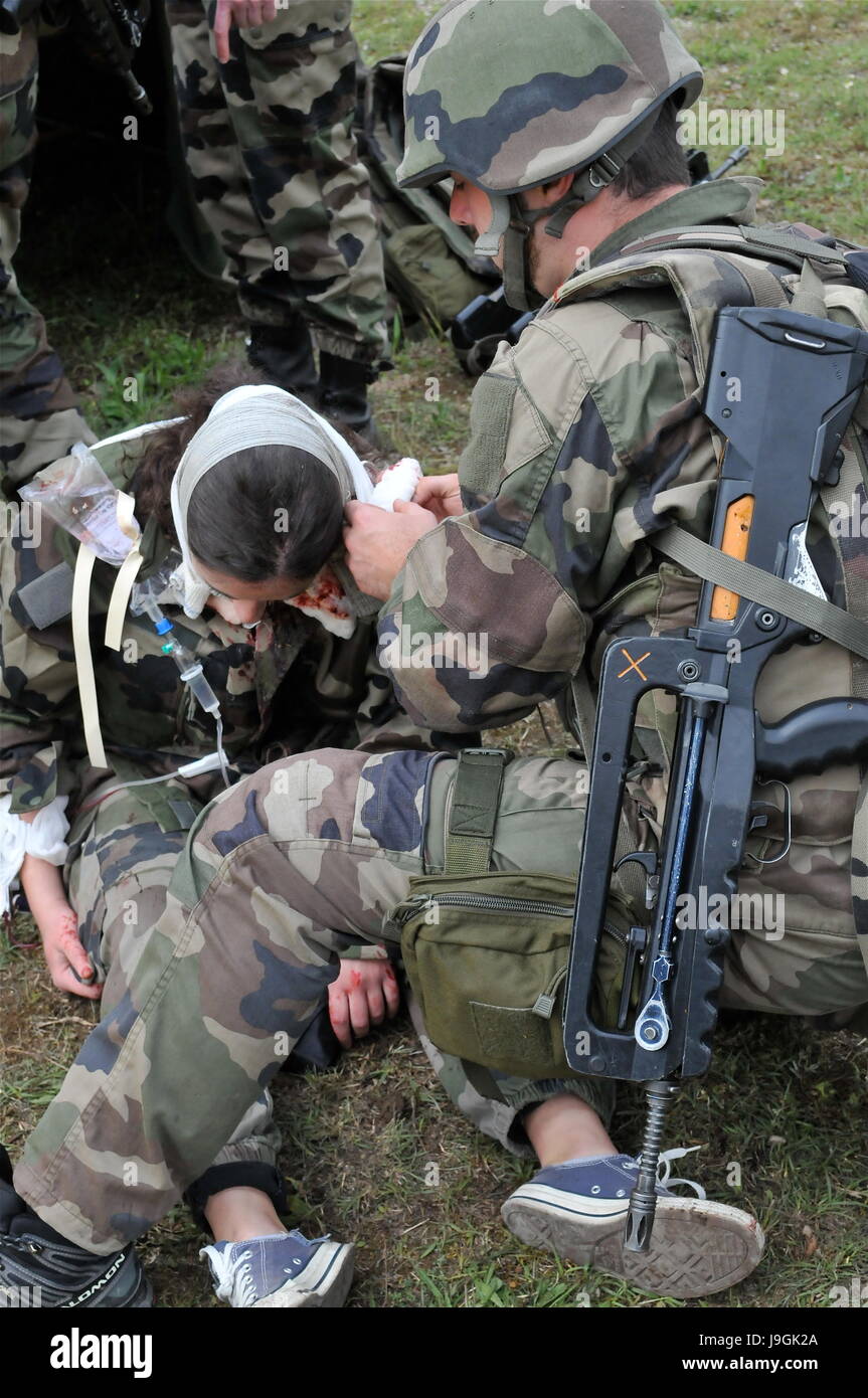Realistic emergency drill for French Reservist Medical Personnels in La ...