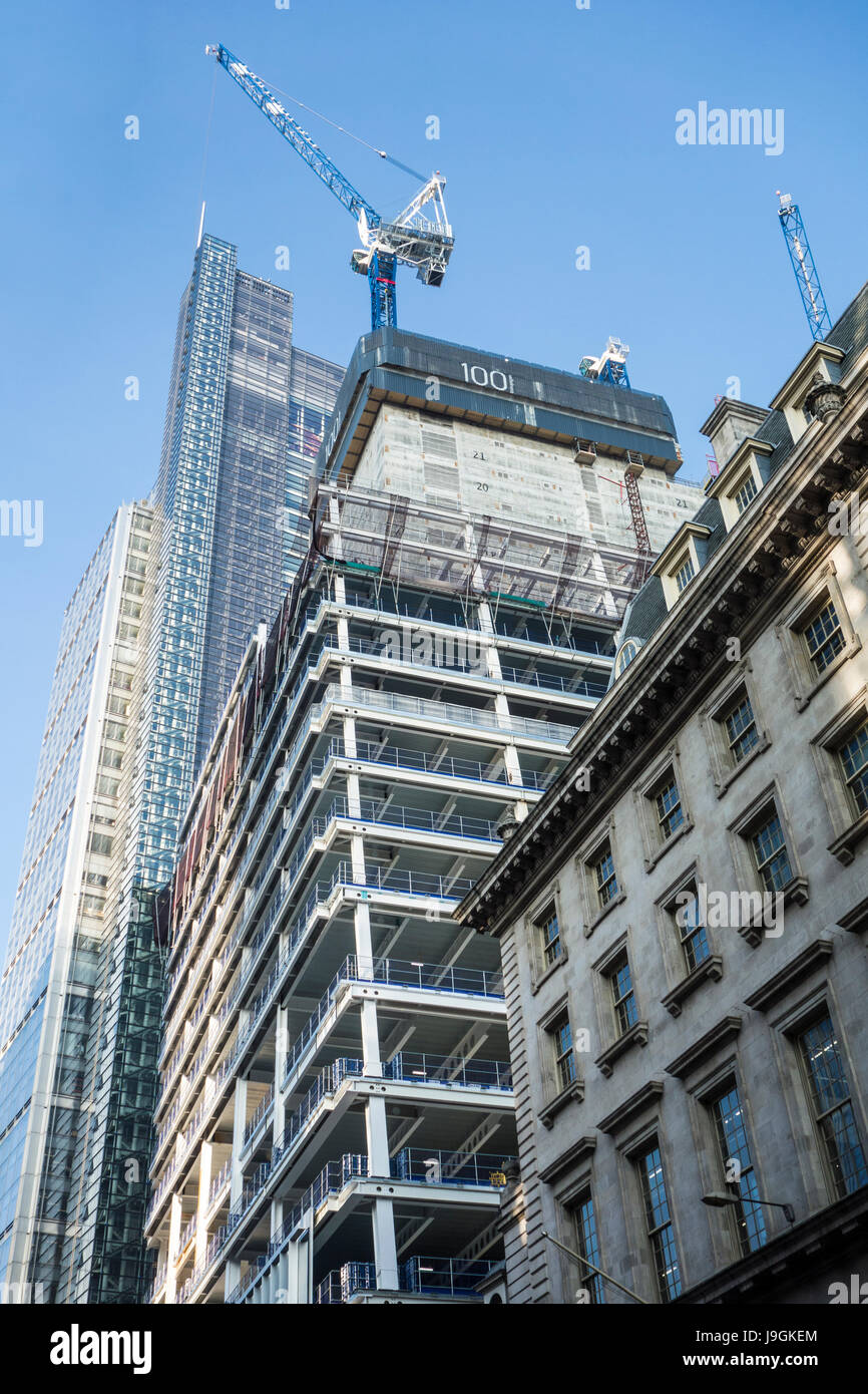 Construction work at 100 Bishopsgate development skyscraper tower by ...