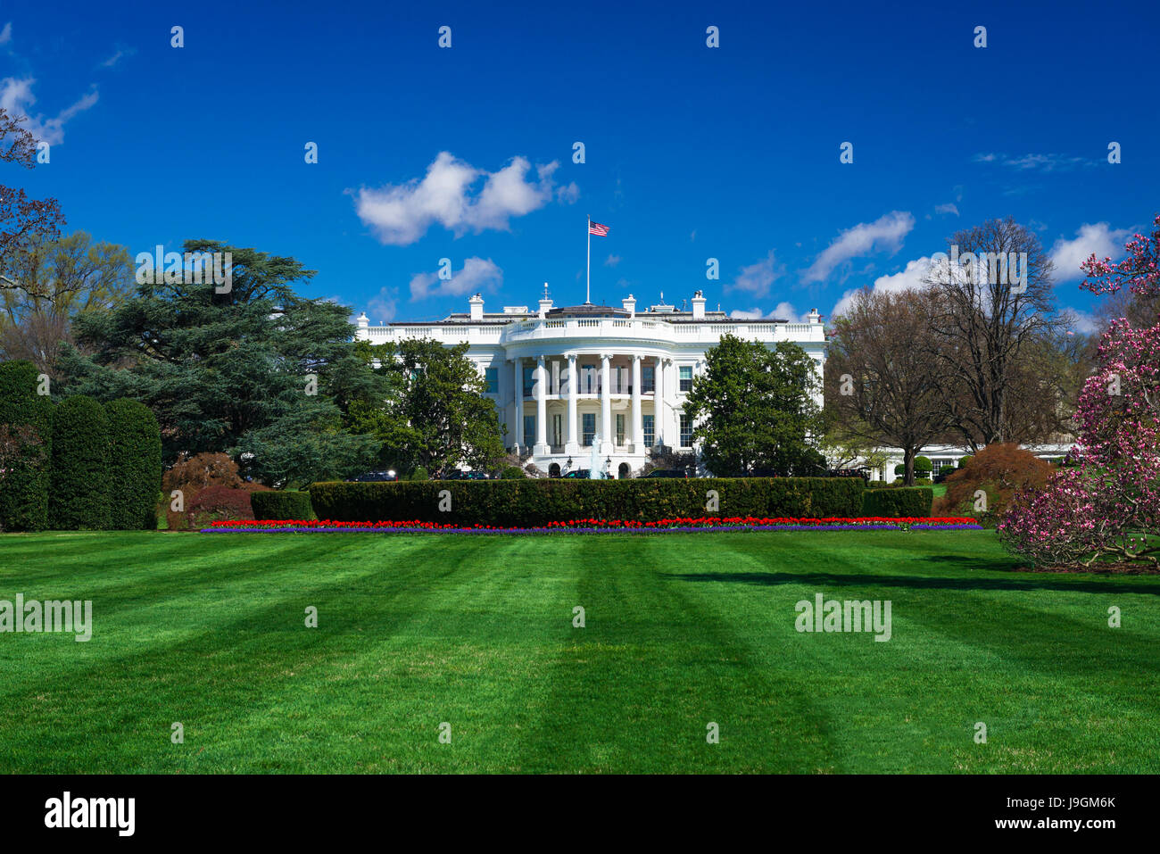 The White House and south lawn, Washington, DC USA Stock Photo - Alamy