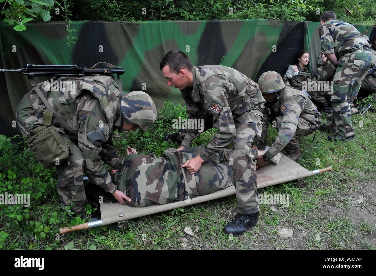Realistic emergency drill for French Reservist Medical Personnels in La ...