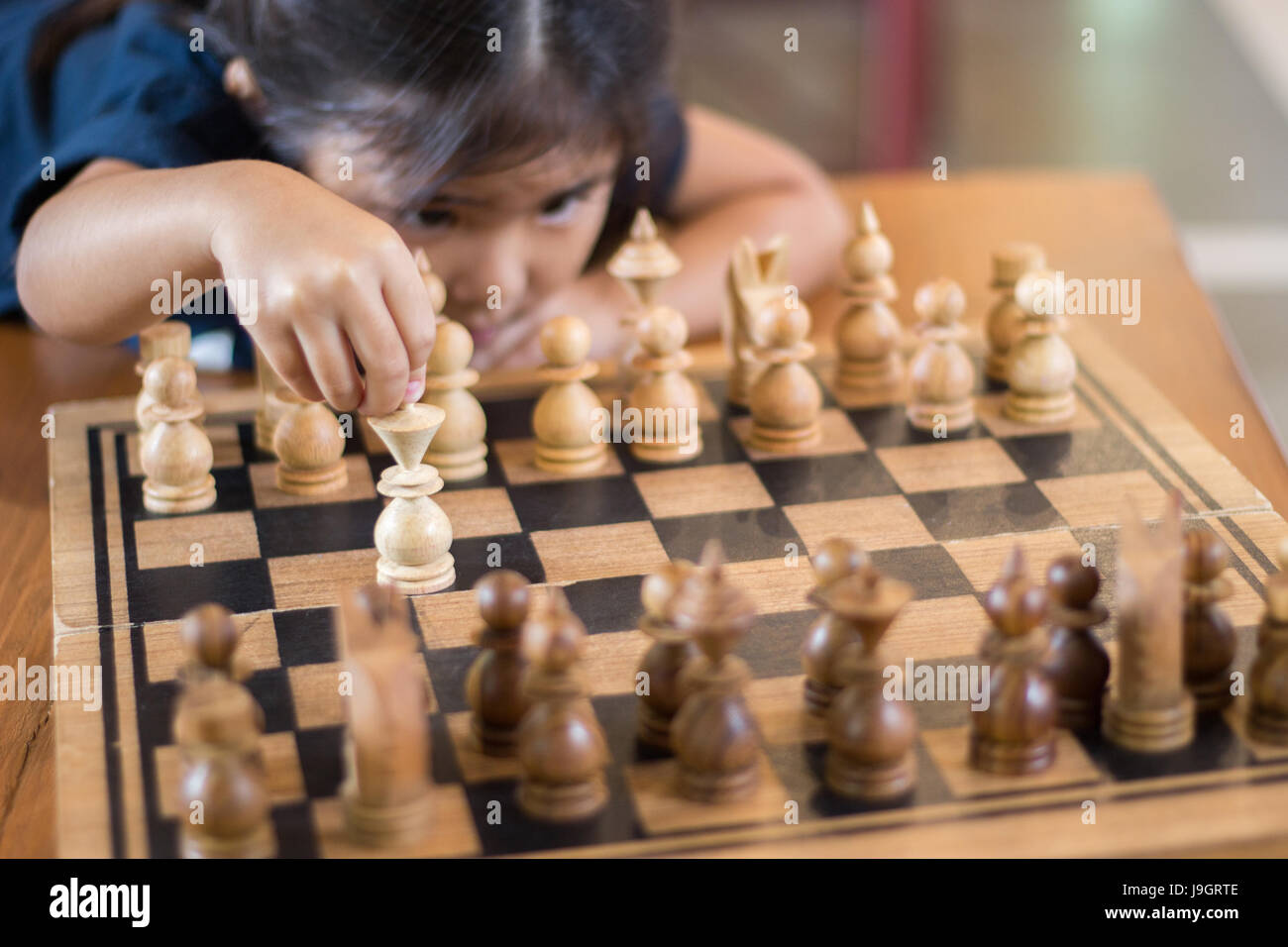 Checkerboard game hi-res stock photography and images - Alamy