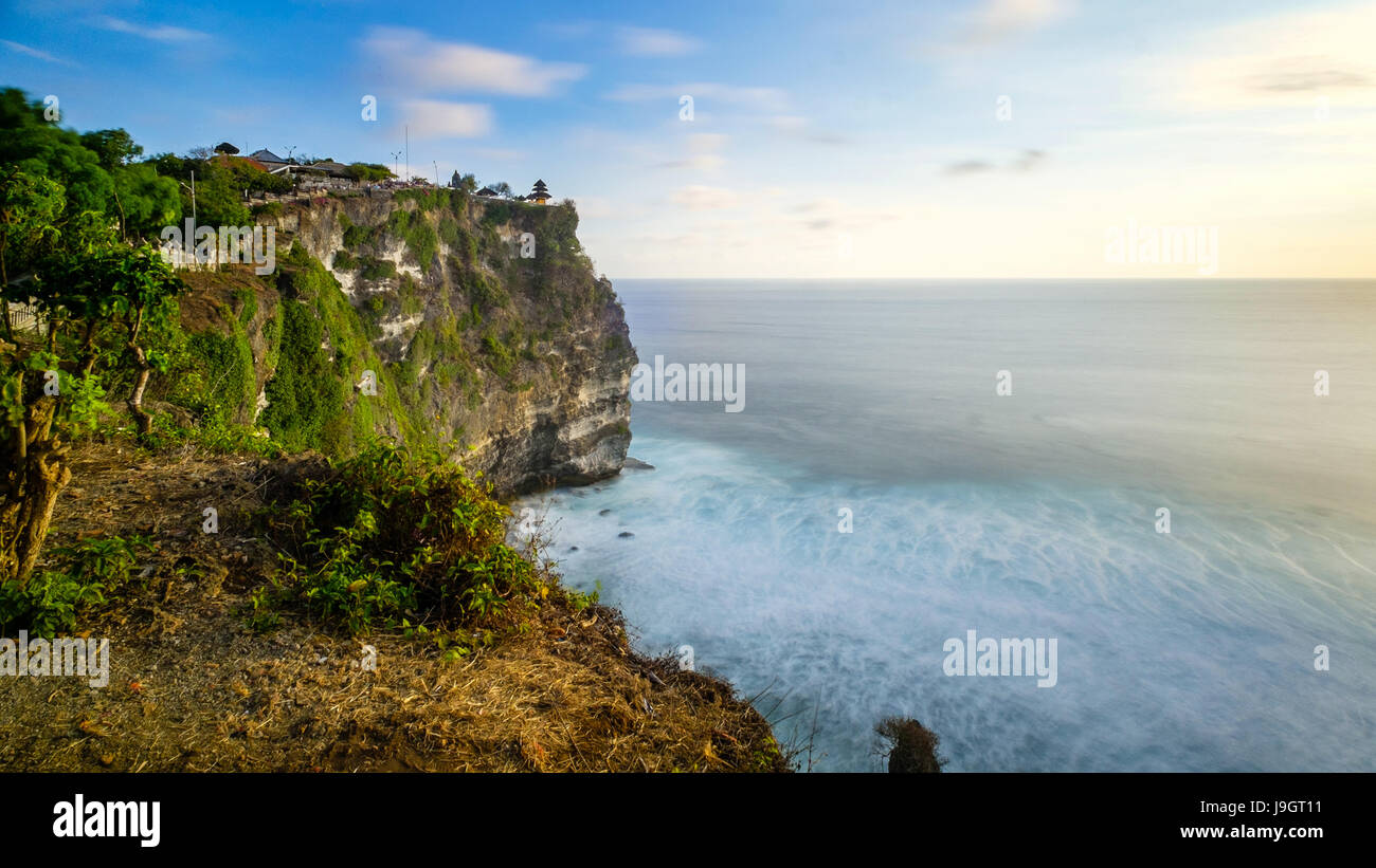 Uluwatu temple cliff Stock Photo - Alamy
